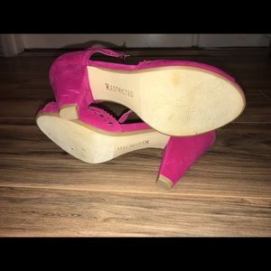 Restricted | Shoes | Restricted Pink Scalloped Heels A2 | Poshmark